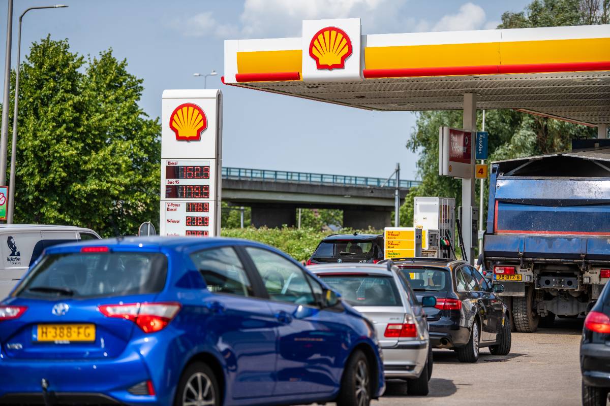 Overheid verandert regels: Vanaf vandaag wordt het leven duurder ...